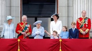 Apa itu Sistem Monarki Absolut: 7 Negara dan Eksistensinya